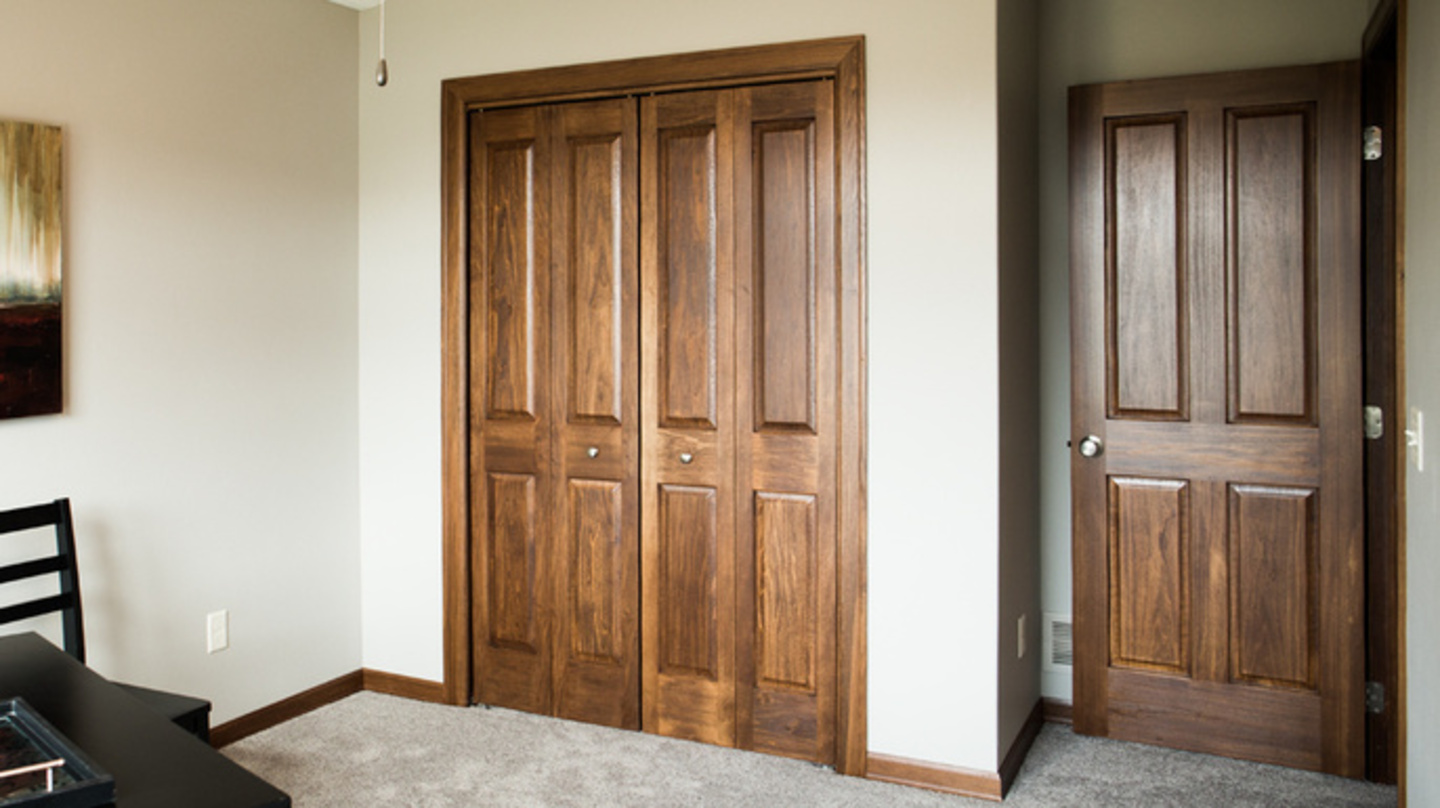 Interior Doors and Millwork Gallery | How-To Building Center